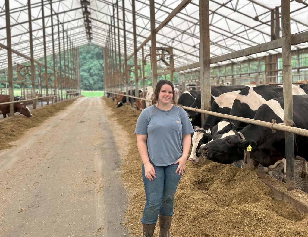 Meet Holly, an On-Farm Intern Who’s Getting an Inside Look at Robotic ...